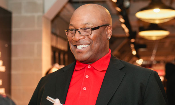 Bo knows INDYCAR; Jackson is grand marshal